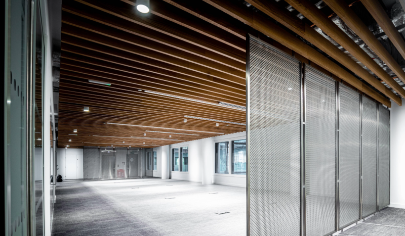 AP200 Metal Mesh Room Divider | Amron Architectural